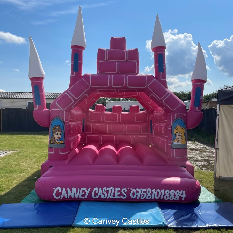 Large Inflatable Bouncy Castle Hire Service | Essex | Canvey Castles
